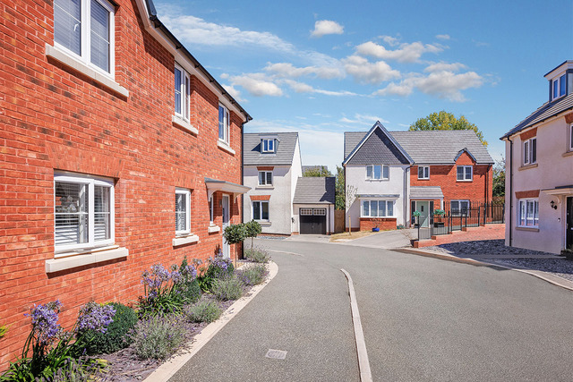 New Flats & Houses For Sale in Devon | Linden Homes