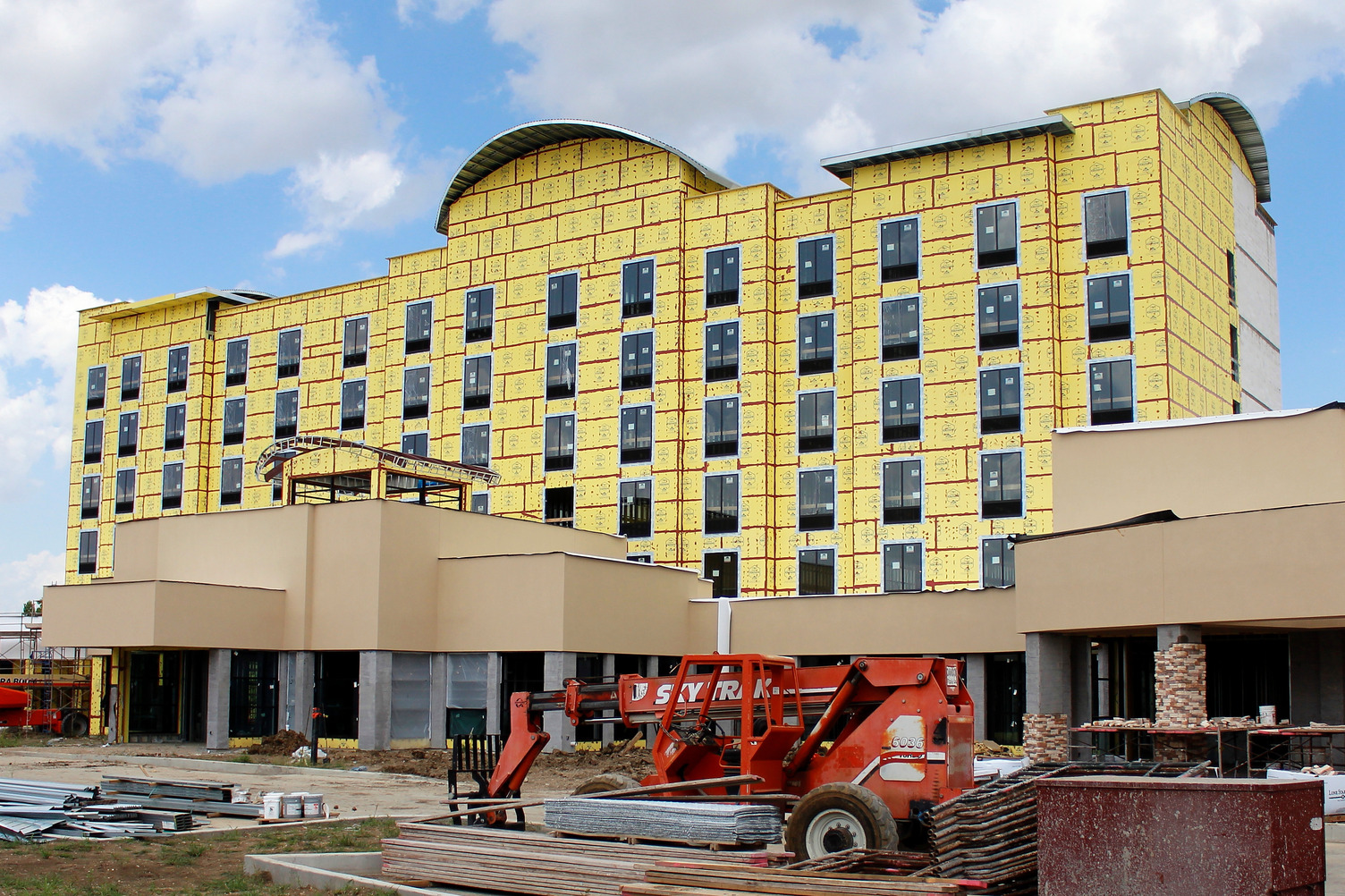 White Paper: Cladding Attachments Put to the Test Abstract | Build ...